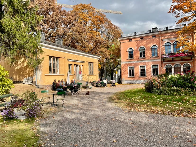 26 best cafés in Helsinki loved by locals (+ best vegan options ...